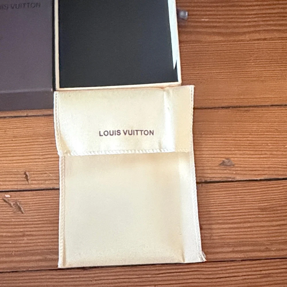 Louis Vuitton | Other | Louis Vuitton Brown Presentation Box With Logo ...